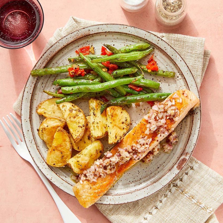 Recipe Seared Salmon And Shallot Dijon Vinaigrette With Roasted Potatoes And Sautéed Green Beans